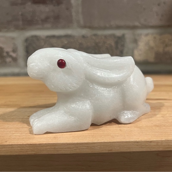 Art | White Jade Rabbit Carving | Poshmark